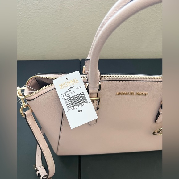MICHAEL Michael Kors | Bags | Brand New Michael Kors Ciara Large ...